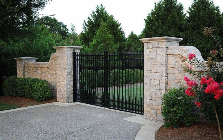 Signs of Gate Damage | Bradenton and Sarasota Residential Gates